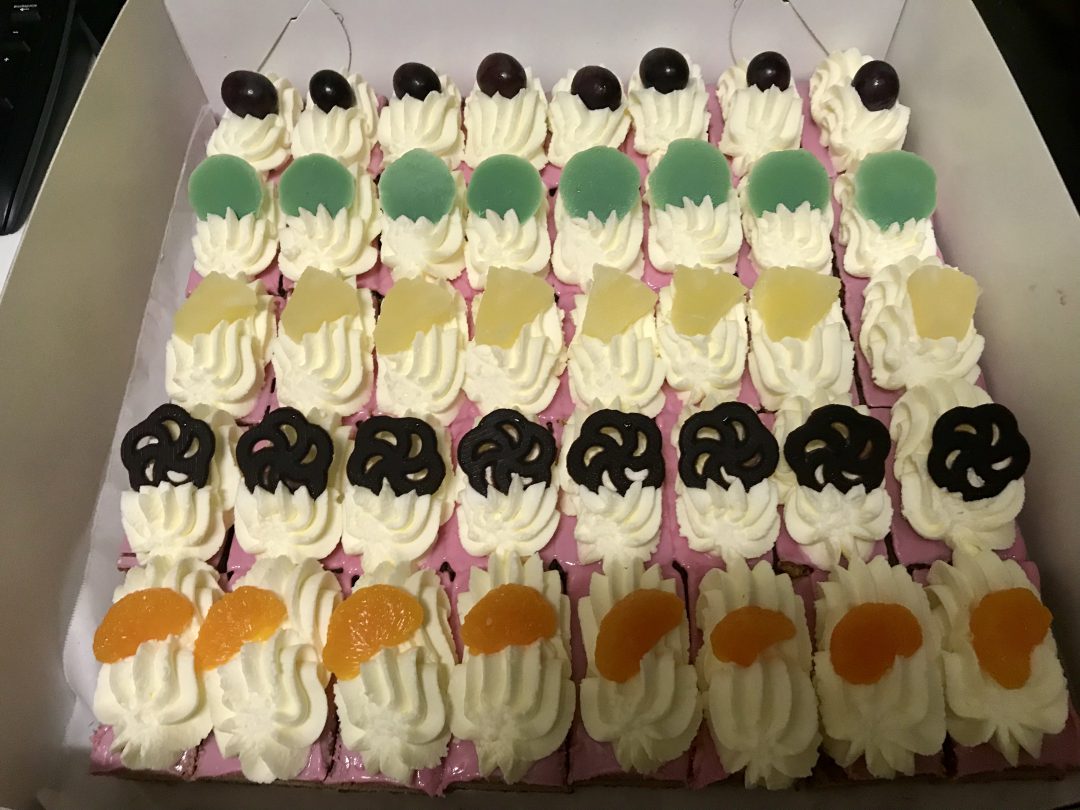 oranjekoek (40stuks) - Bakkerij Wijnsma